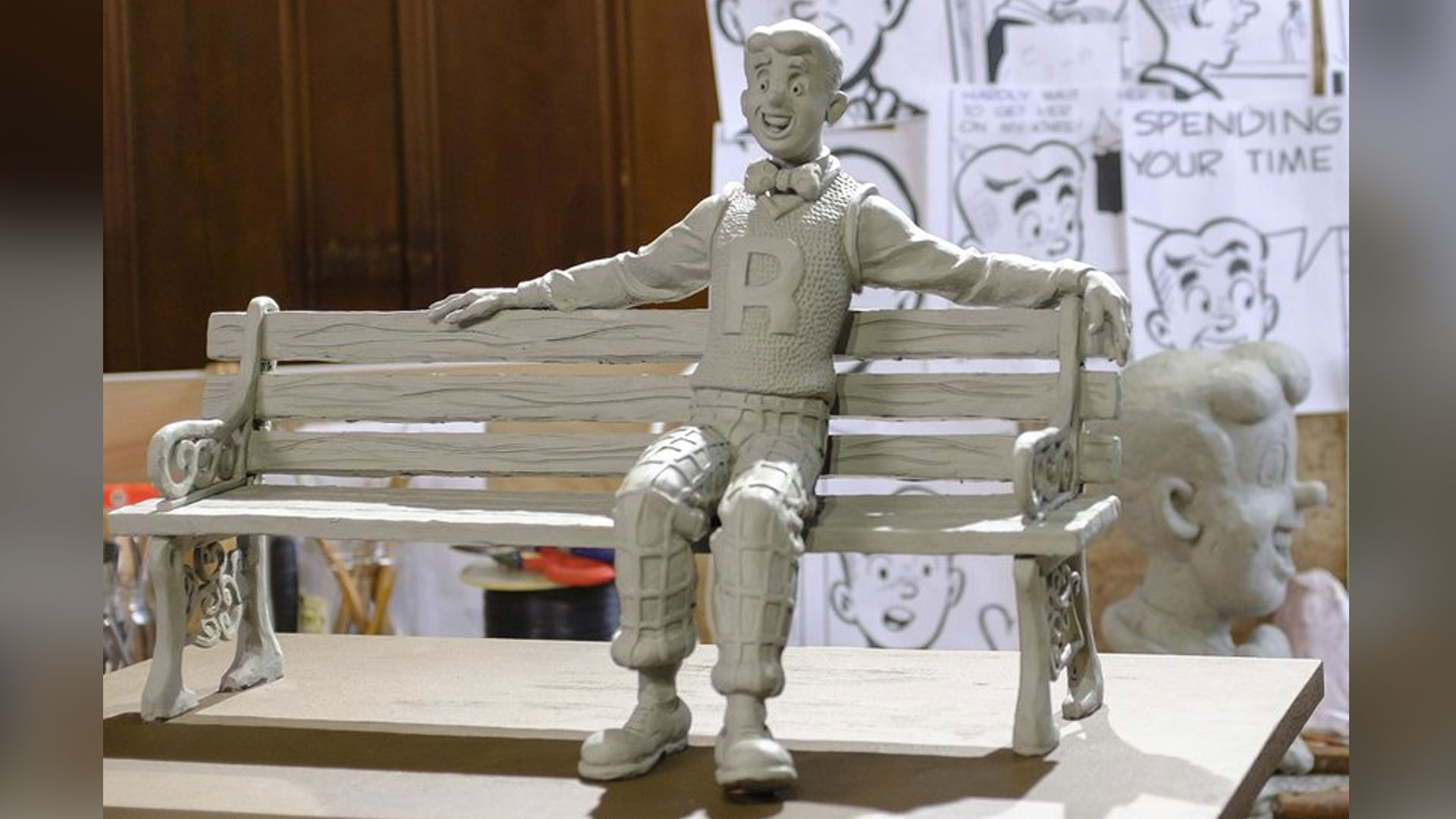 Archie’ Artist Honored With Statue by His Hometown | CBN News